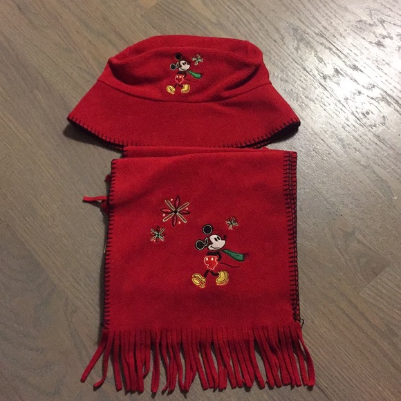 Disney | Accessories | Disney Mickey Fleece Red Scarf And Hat Set ...